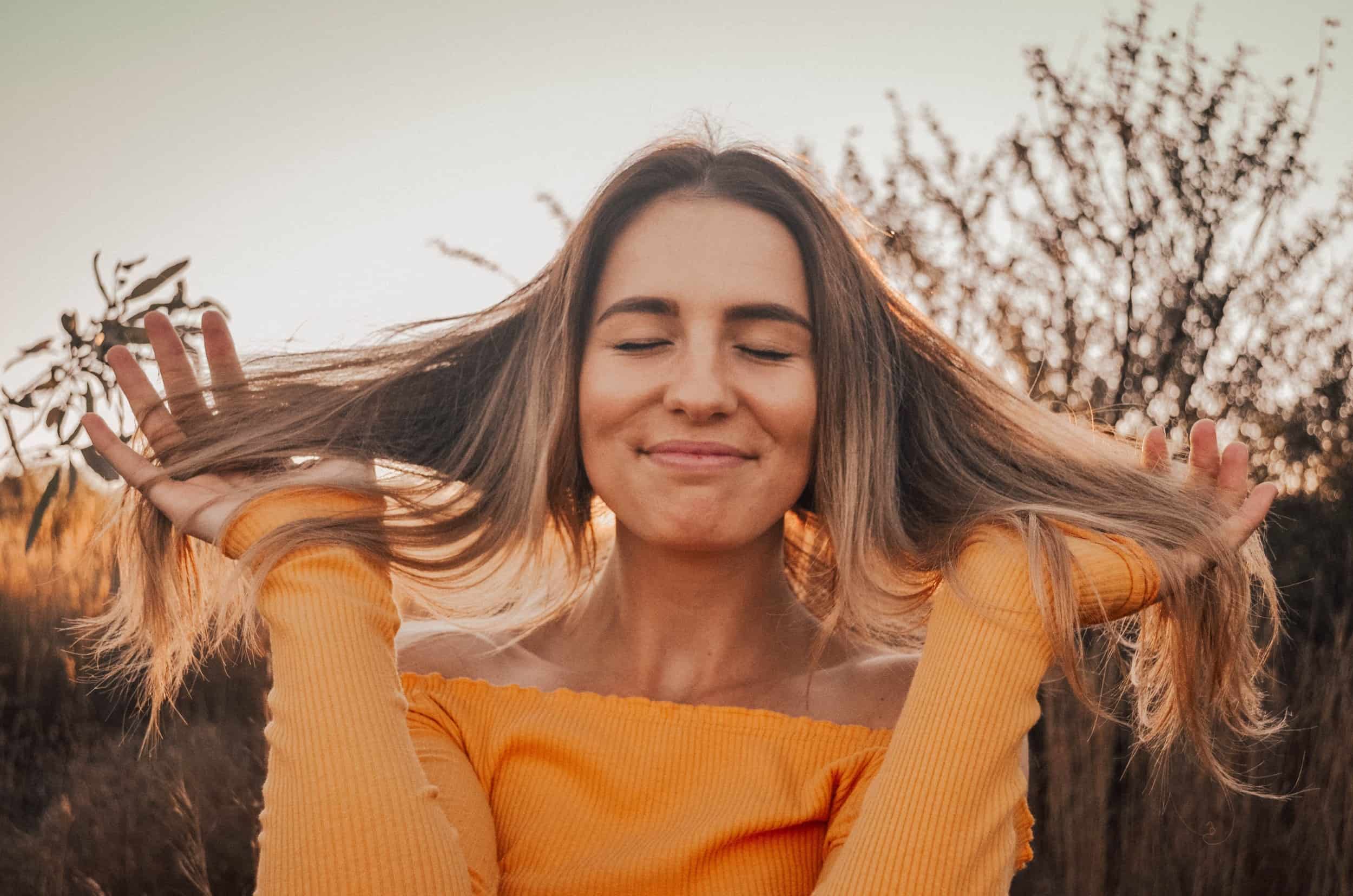 60 Happy Affirmations That Instantly Make You Feel Better