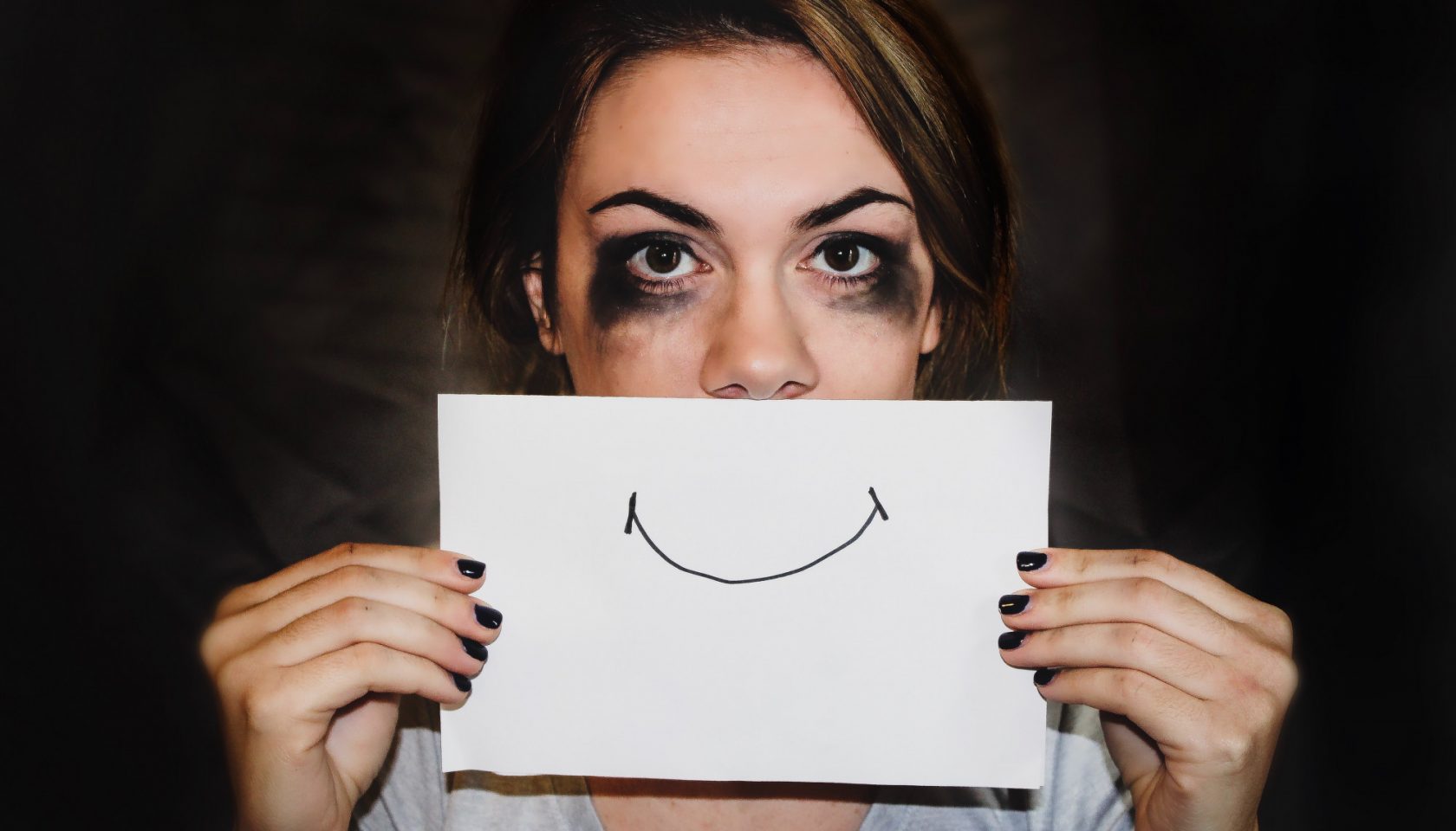 120 Inspirational Quotes About Smiling Through Pain